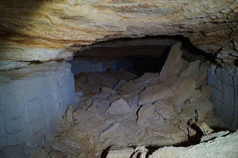 How Often Do Caves Collapse? – startcaving.com
